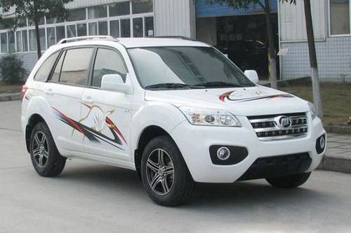 More Pics of the new Lifan SUV