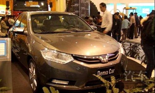 Spy Shots: Baojun sedan Seen testing