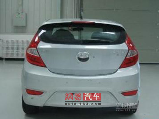 Spy Shots: Beijing-Hyundai Verna hatchback