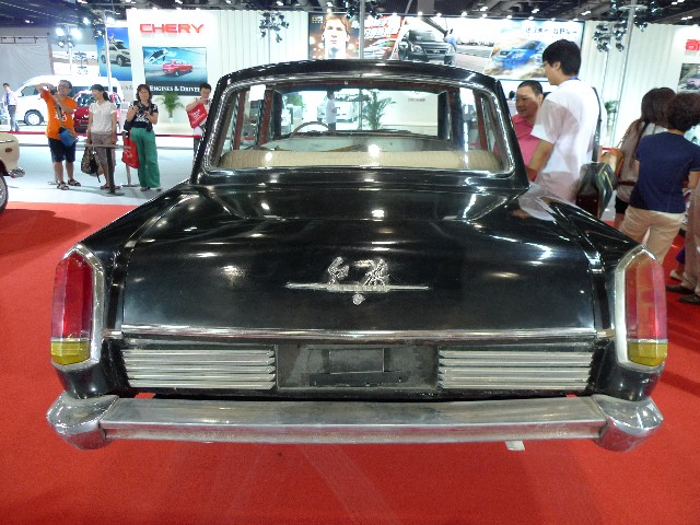 Spotted in China: Hongqi CA773