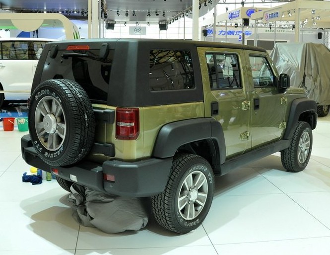 Shanghai Auto Show: Beijing Auto Works B70