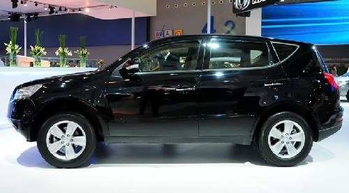Shanghai Auto Show: Geely-Emgrand EX7 SUV