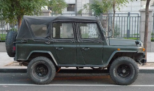 Spotted in China: Beijing Automobile Works 212