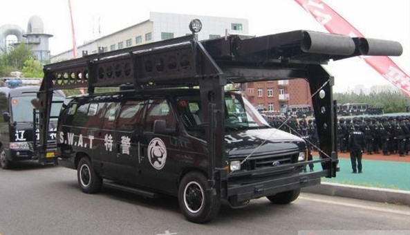 Black Beijing Auto 2022 from China SWAT