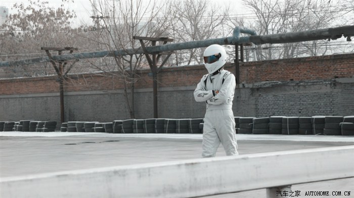 The Stig arrives in Beijing for Top Gear China Special