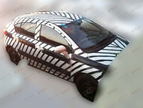 Spy Shots: Brilliance H230 hatchback testing in China