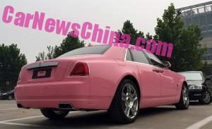 Rolls-Royce Ghost is Pink in China