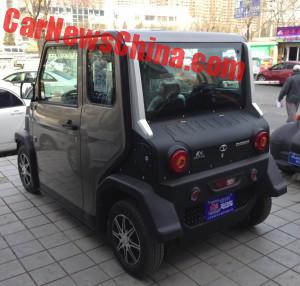 The Rayttle E28 in pink and other LSEV's from China