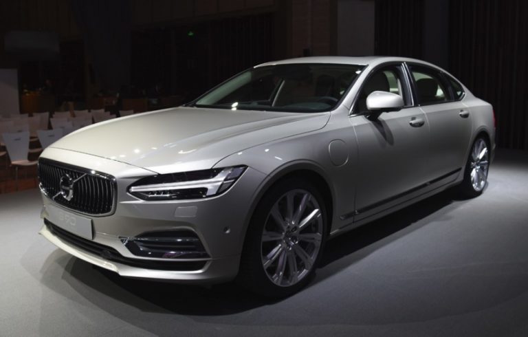 Volvo S90 Long-Wheelbase Debuts In China