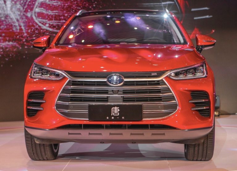 BYD Tang Is A Seven-seat SUV That Will Do 0-100 In 4.5 Seconds