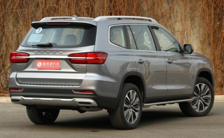 Roewe RX8 SUV Launched On The Chinese Car Market