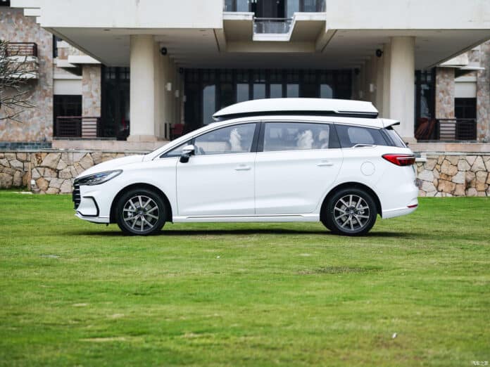 BYD's PHEV MPV Song Max DM-i leak ahead of launch. Price to be 27,500 USD