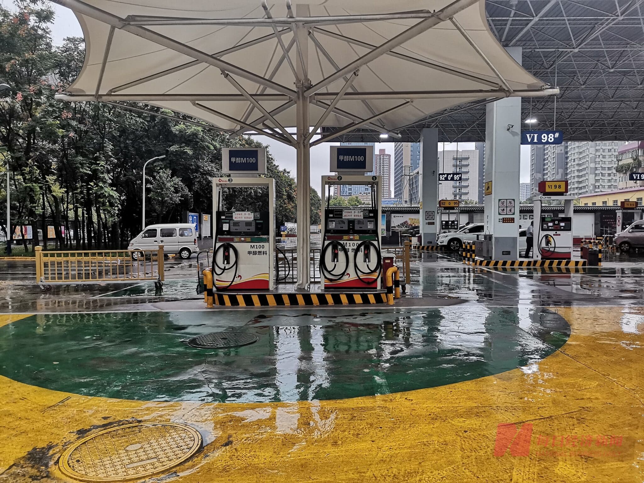 Methanol Fueled Geely Emgrand HEV Went Through Winter Tests in China