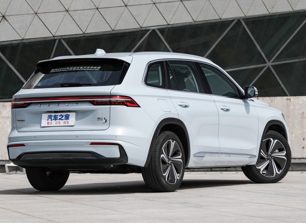 Geely Xingyue L Hi·X HEV Has A 3-Speed Gearbox And 245 HP