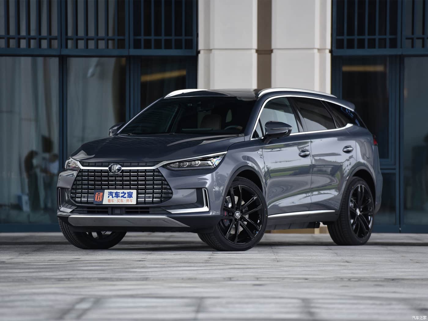 BYD Tang EV 2022 With 730 km Range And 517 hp Debuts in China