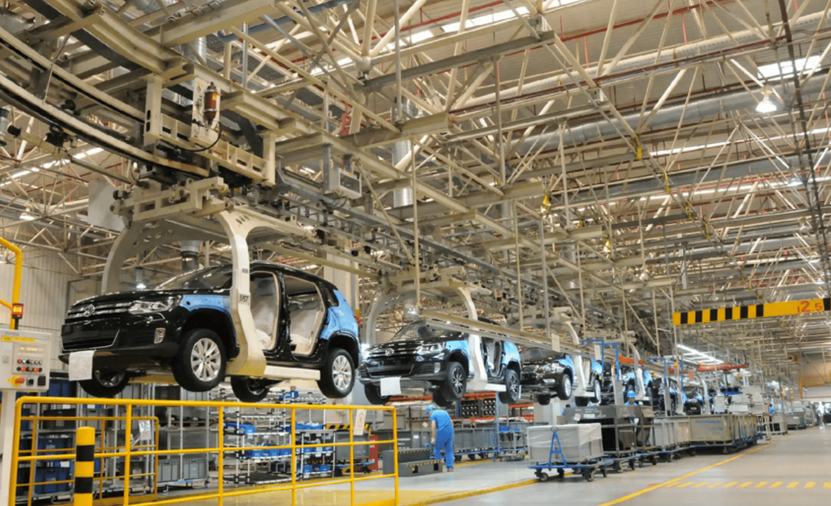 Shanghai lockdown: SAIC manages to keep production, IM's workers sleep ...