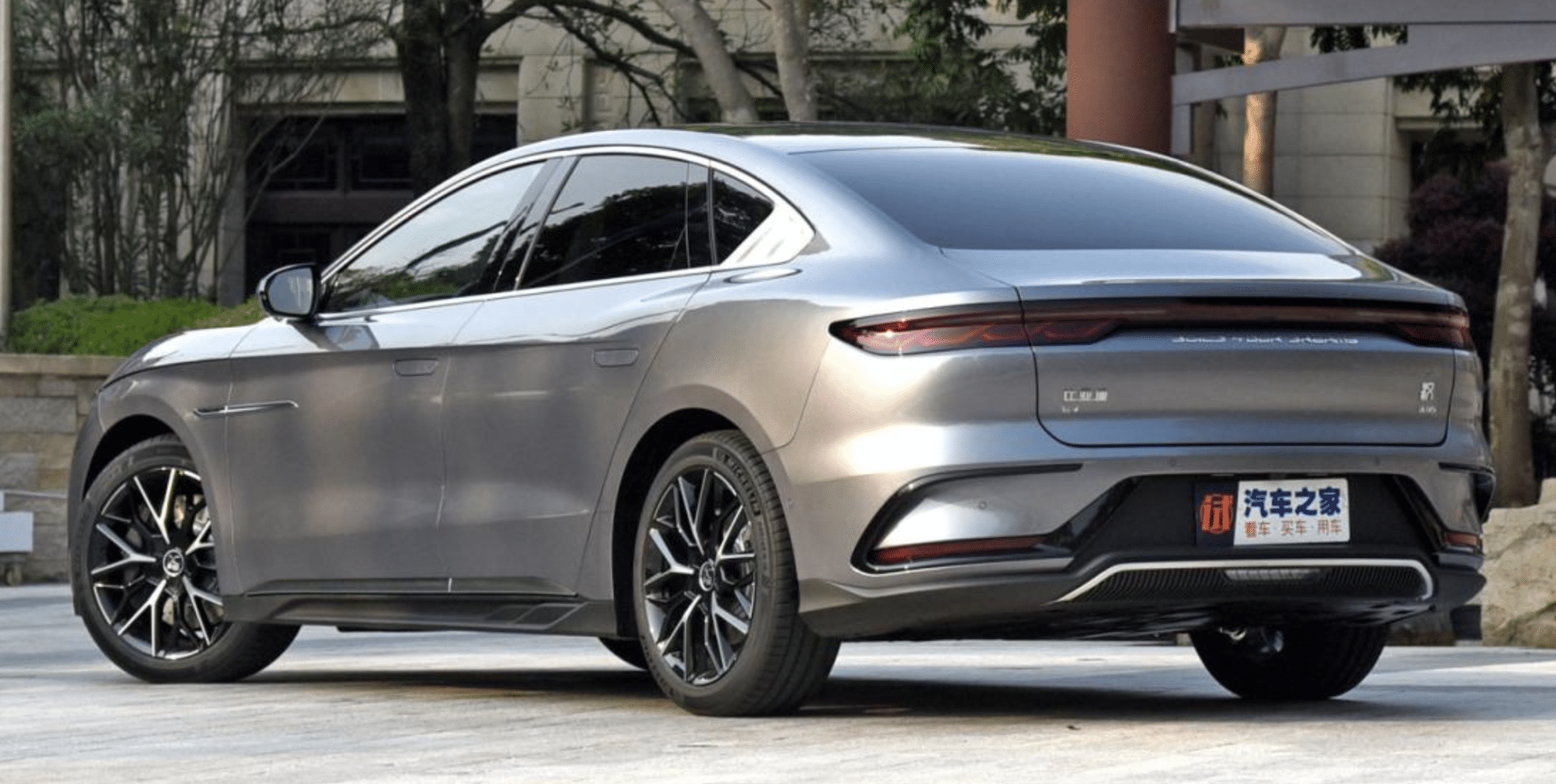 BYD Han Updated In China - Price Starts At 31,400 USD, Top Trim Comes ...