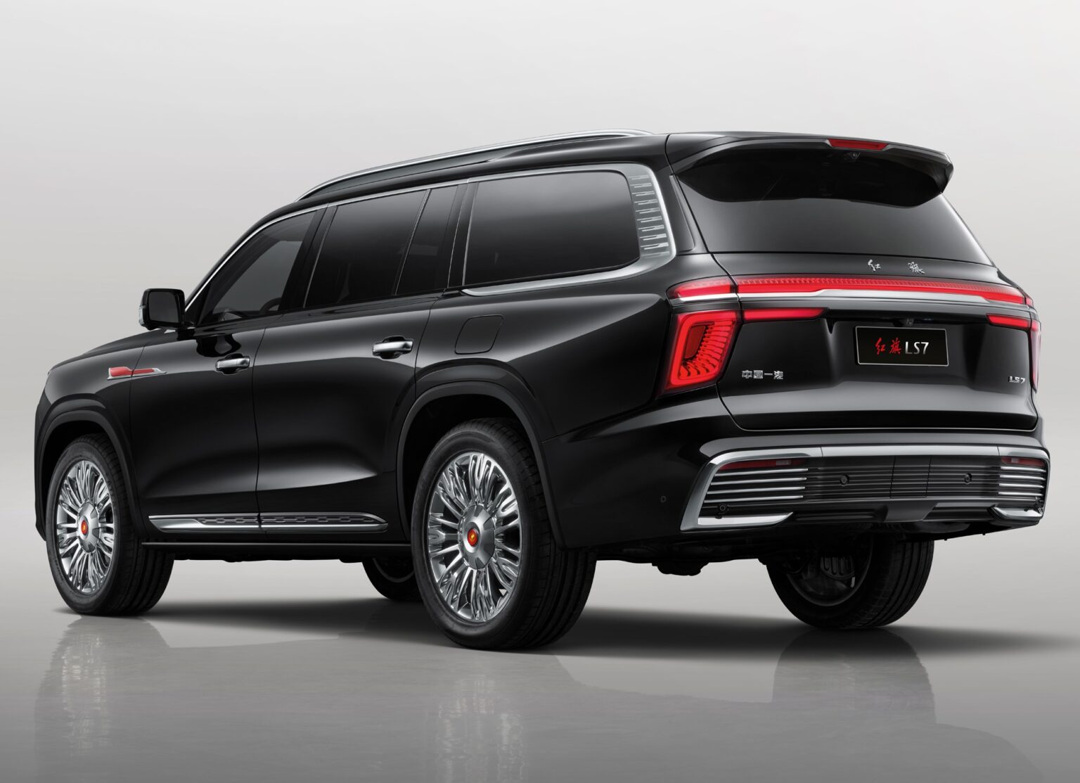 Hongqi LS7 SUV Is Officially Massive In China