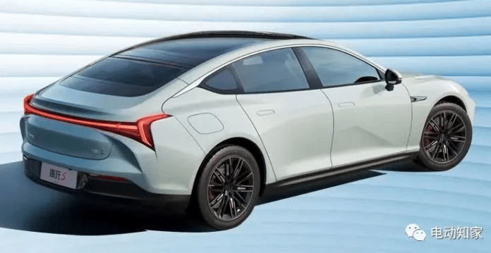 Neta S Official Images - Hozon's Sporty EV Sedan from China