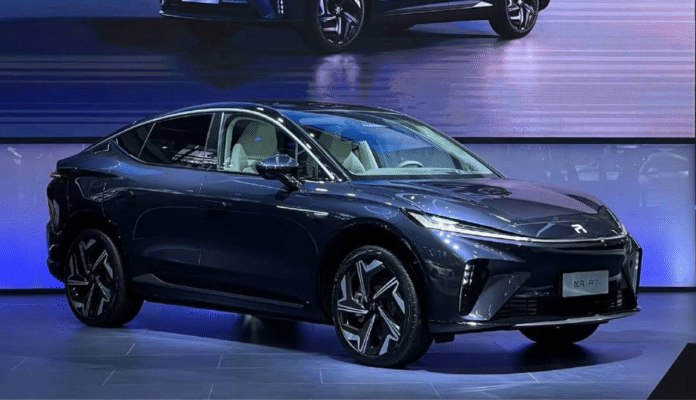 Rising Auto R7 Is Real At The Auto Show With Swappable Battery And 544 HP