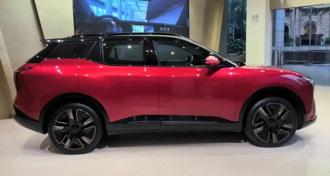 Evergrande's Hengchi 5 EV Sells Over 37,000 Units In Two Weeks In China