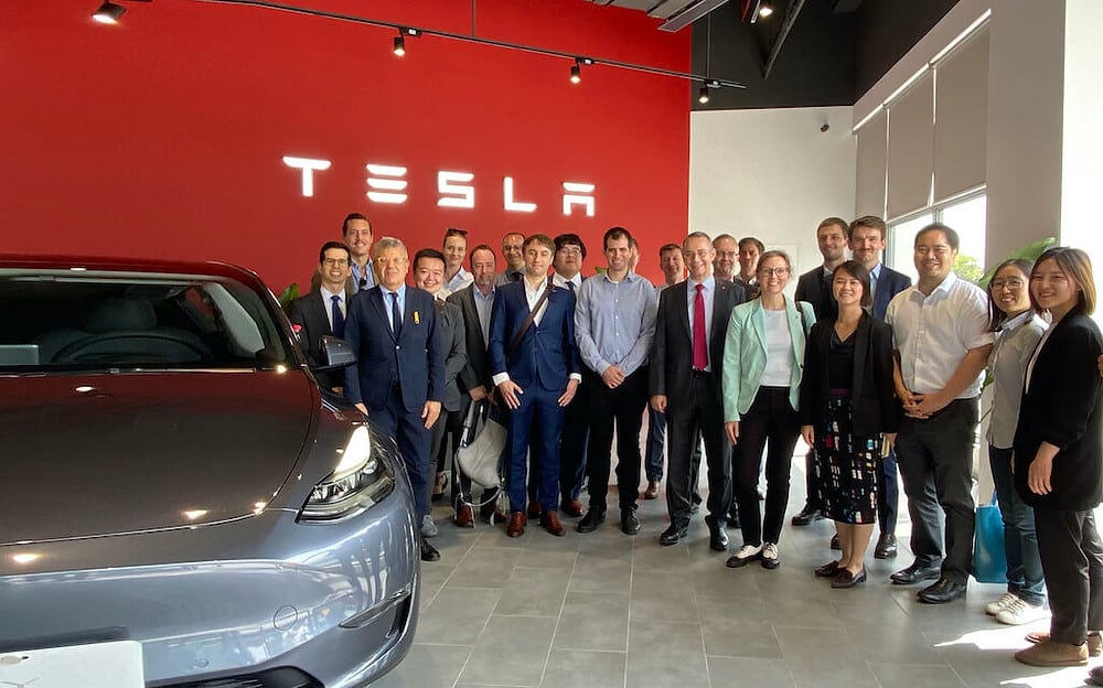 Tesla China Defies Musk's 10% Layoff Order, Hire Hundreds of New Staff