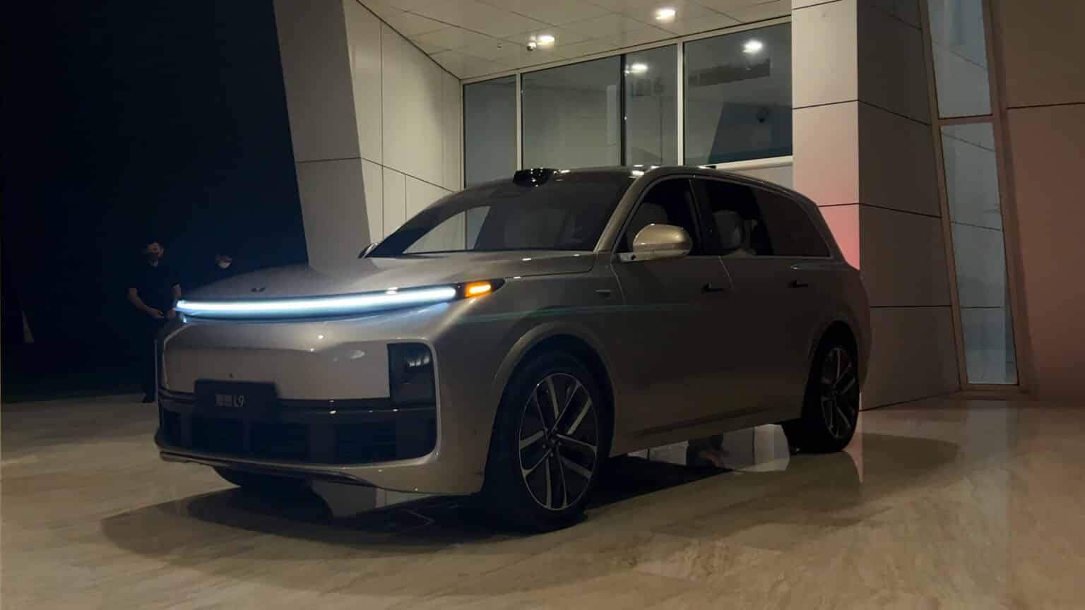 Li Auto L9 Preview - Best Premium Family Car?