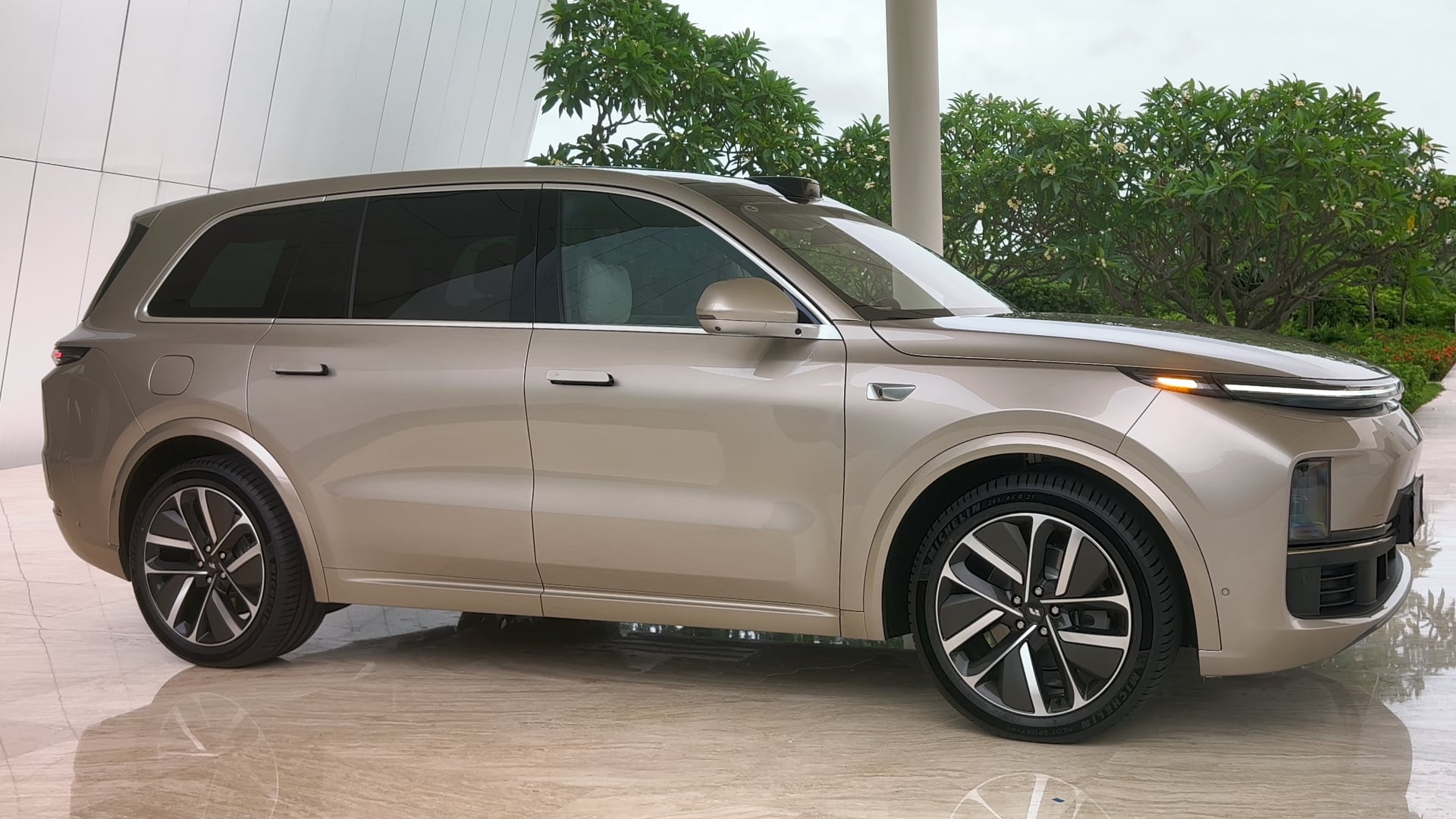 Li Auto L9 Preview - Best Premium Family Car?