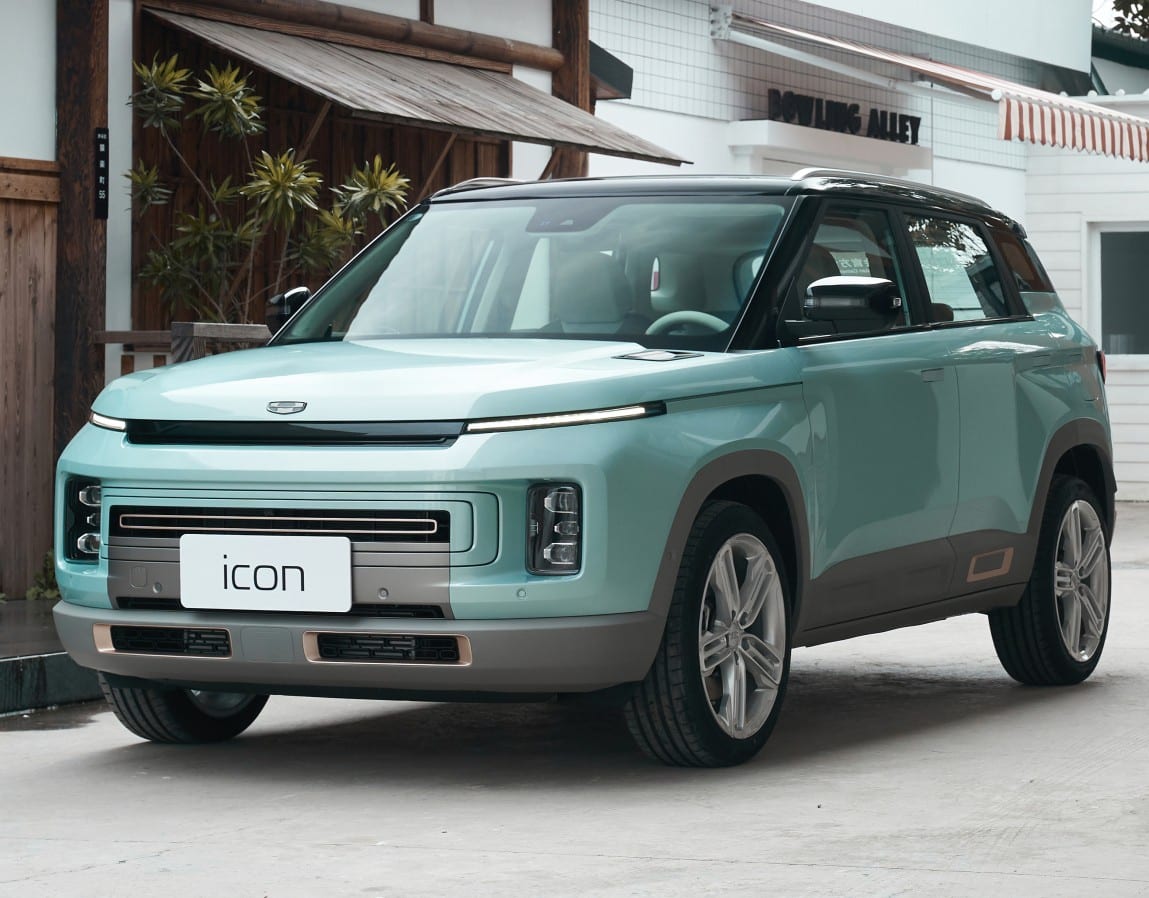 Geely Icon Chocolate Edition Is A Lady-Trendy Crossover From China