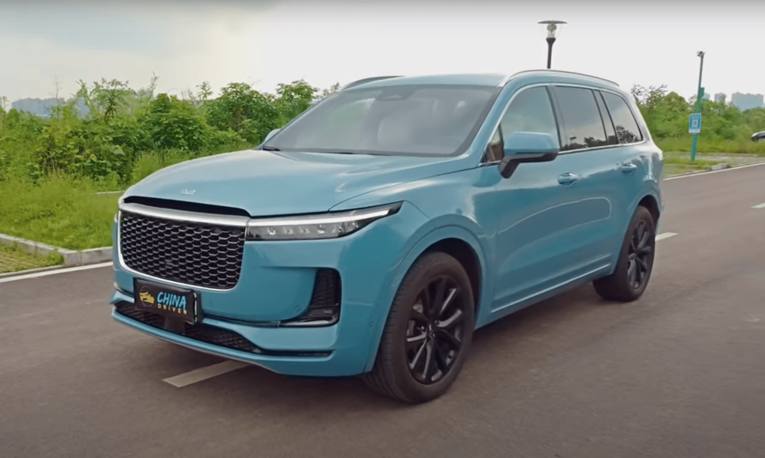 Li Auto L9 Preview - Best Premium Family Car?