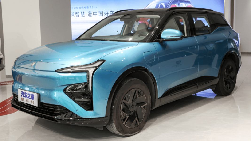 Spy Shots: Evergrande’s Hengchi 6 Electric SUV-Coupe