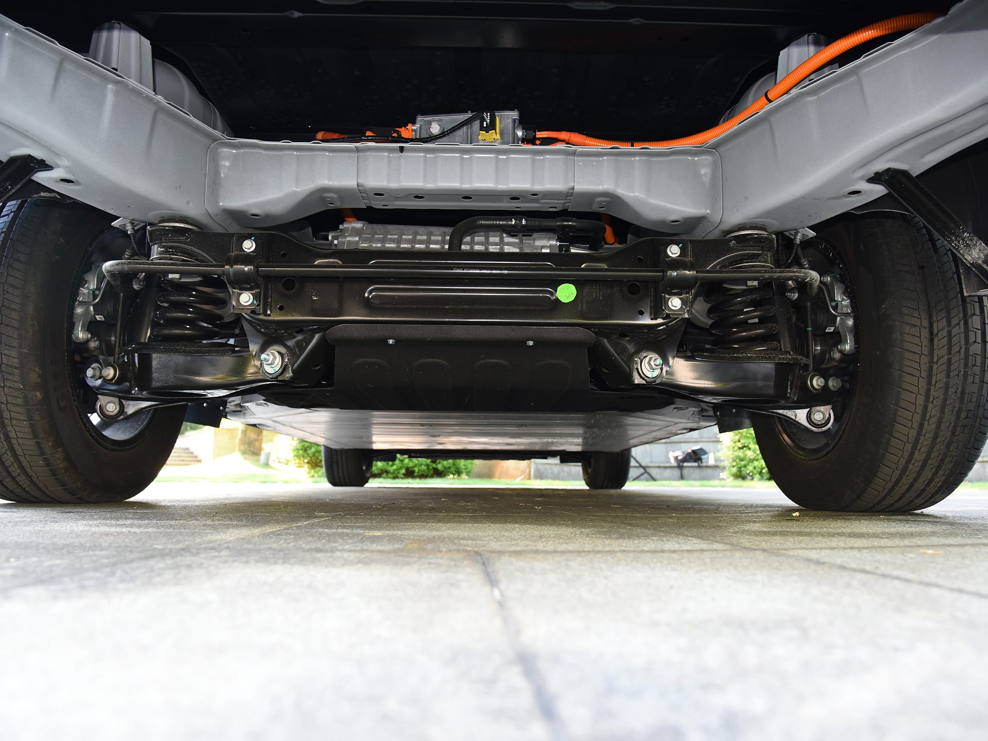 Radar R6 Electric Pickup Truck From All Sides In China