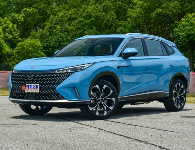 New Roewe RX5 And eRX5 Launched On The Chinese Car Market