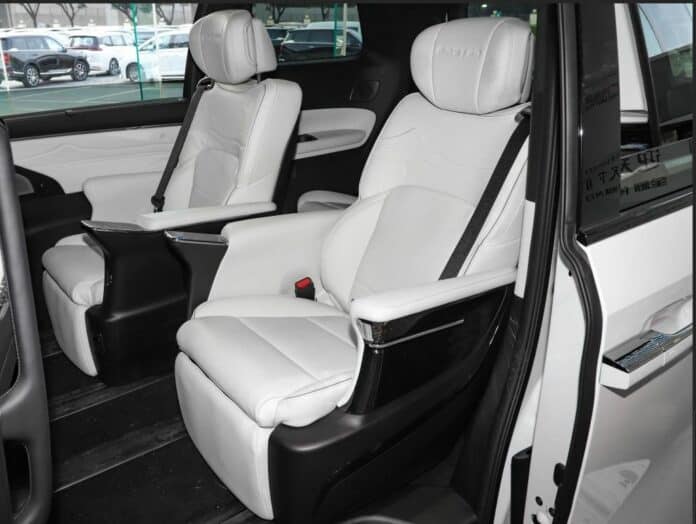 Trumpchi M8 MPV Arrived At Dealers In China, Expected To Launch Later ...