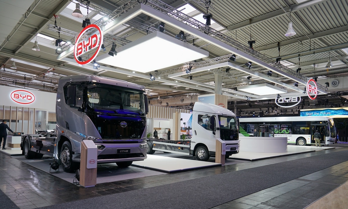 BYD Reveals New eBus Blade Platform, Announces Two New Electric Trucks ...
