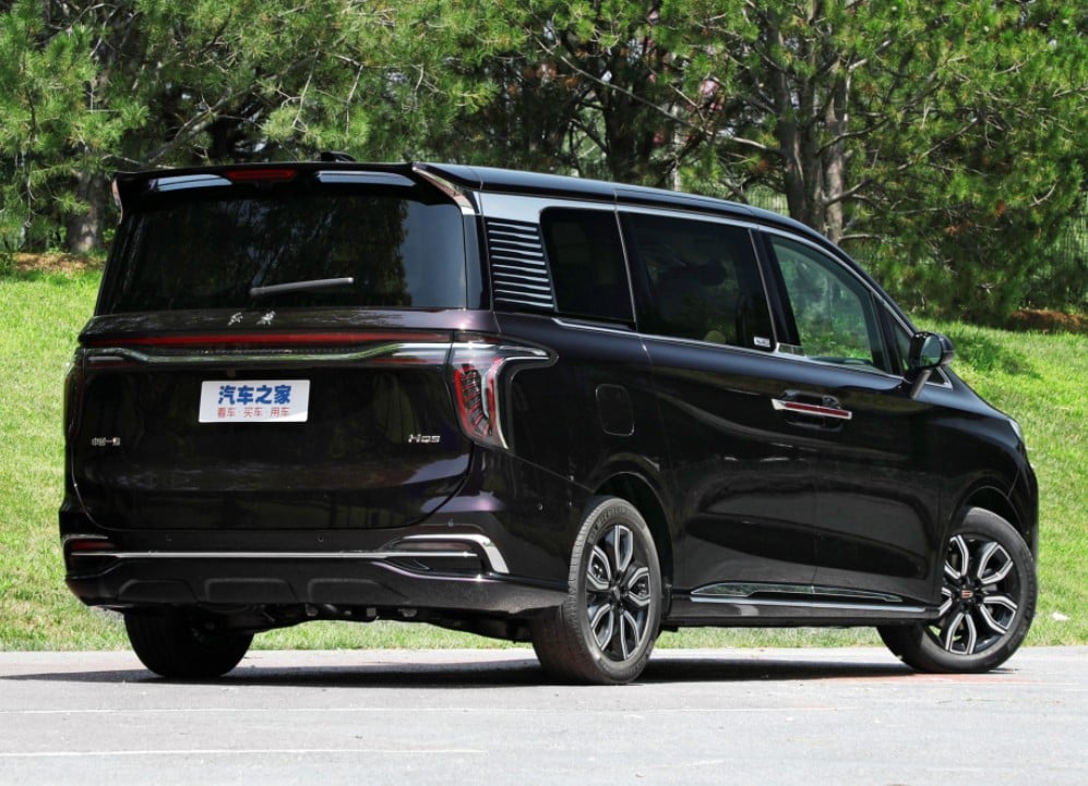 Hongqi HQ9 Is A New Luxury MPV For China