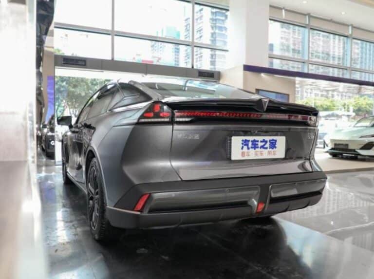 10,000th Changan Shenlan SL03 Rolled Off the Production Line