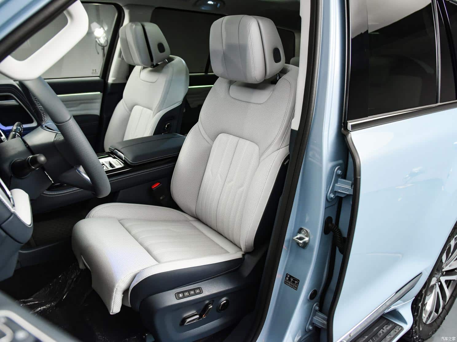 BAIC BJ60 Launched In China With 4WD, 267 HP And Starting Price Of ...