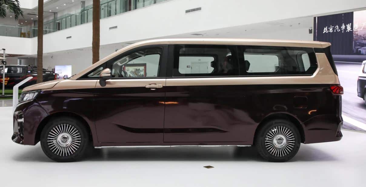 BAIC BAW M7 MPV Announced In China, Priced Below 13,700 USD