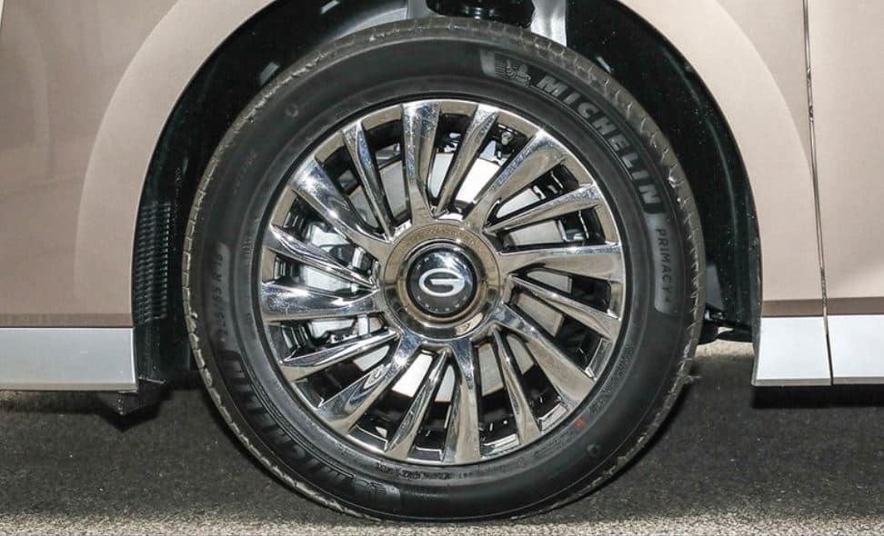 Trumpchi M8 Master Edition Launched In China, Price Starts At 37,200 USD