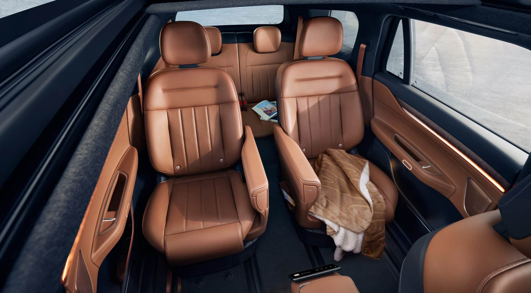 Nio EC7 and Nio ES8 NT2 officially hit the market, and Nio Phone teased in Hefei