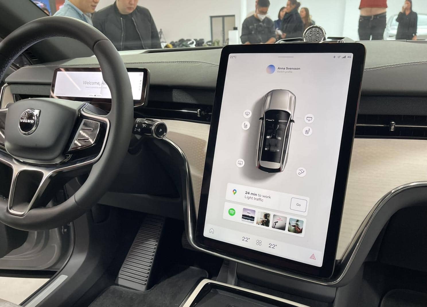 Volvo EX90 Flagship EV Debuts in China, Production to Start 2024 in Daqing