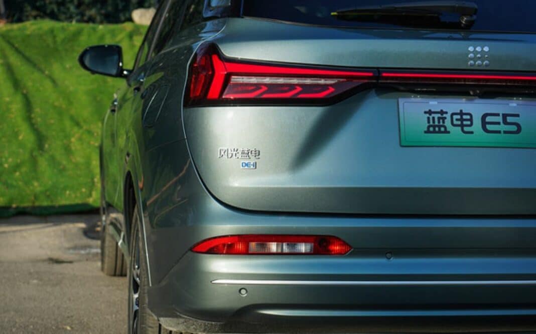 Fengon Landian E5 Hybrid SUV Officially Unveiled In China With 1150km ...