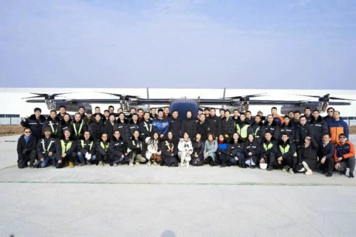 Geely's Flying Car, AE200 X01, Completes First Flight Test