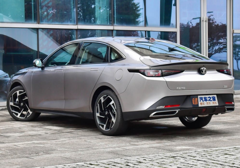 Changan Yida Is A Stylish New Petrol Powered Sedan In China