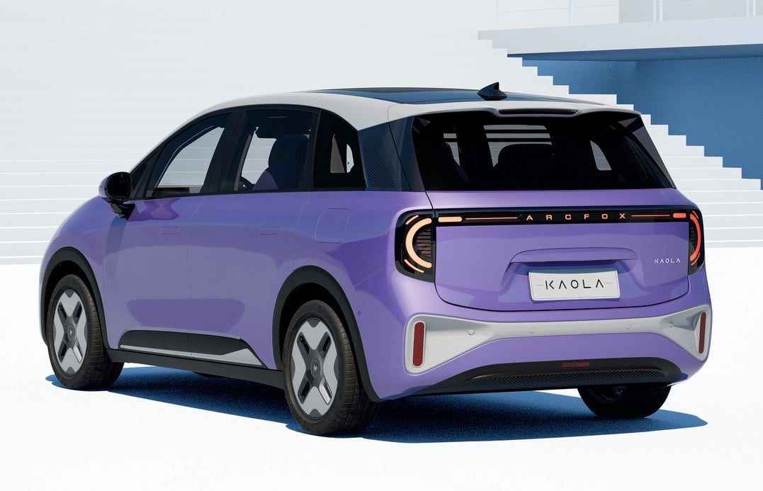 The ArcFox Kaola Is A "smart parent-child car for middle-class parents with infants"