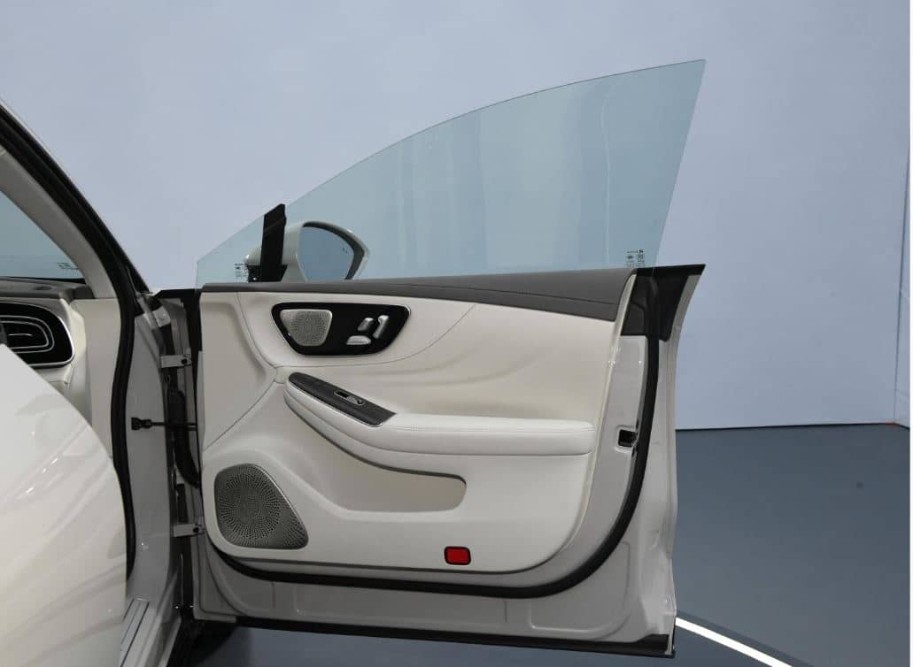 Rising Auto F7 Pre-Sale Starts In China At 41,300 USD With Swappable ...