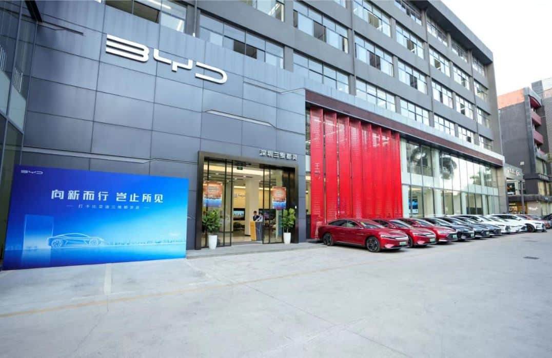 BYD cuts prices for the first time in 2023 by as high as 2,800 USD in China