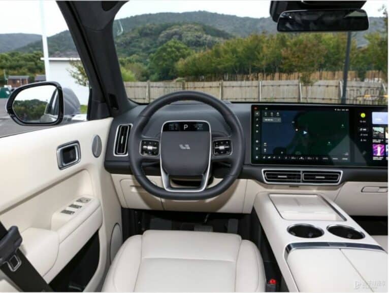 Li Auto L8 Air EREV SUV Launched In China With 1315km Comprehensive Range