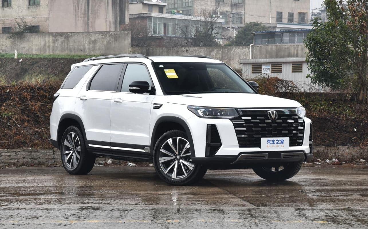 2023 Changan CS95 SUV Arrived At Dealer In China, Will Launch on Feb 14